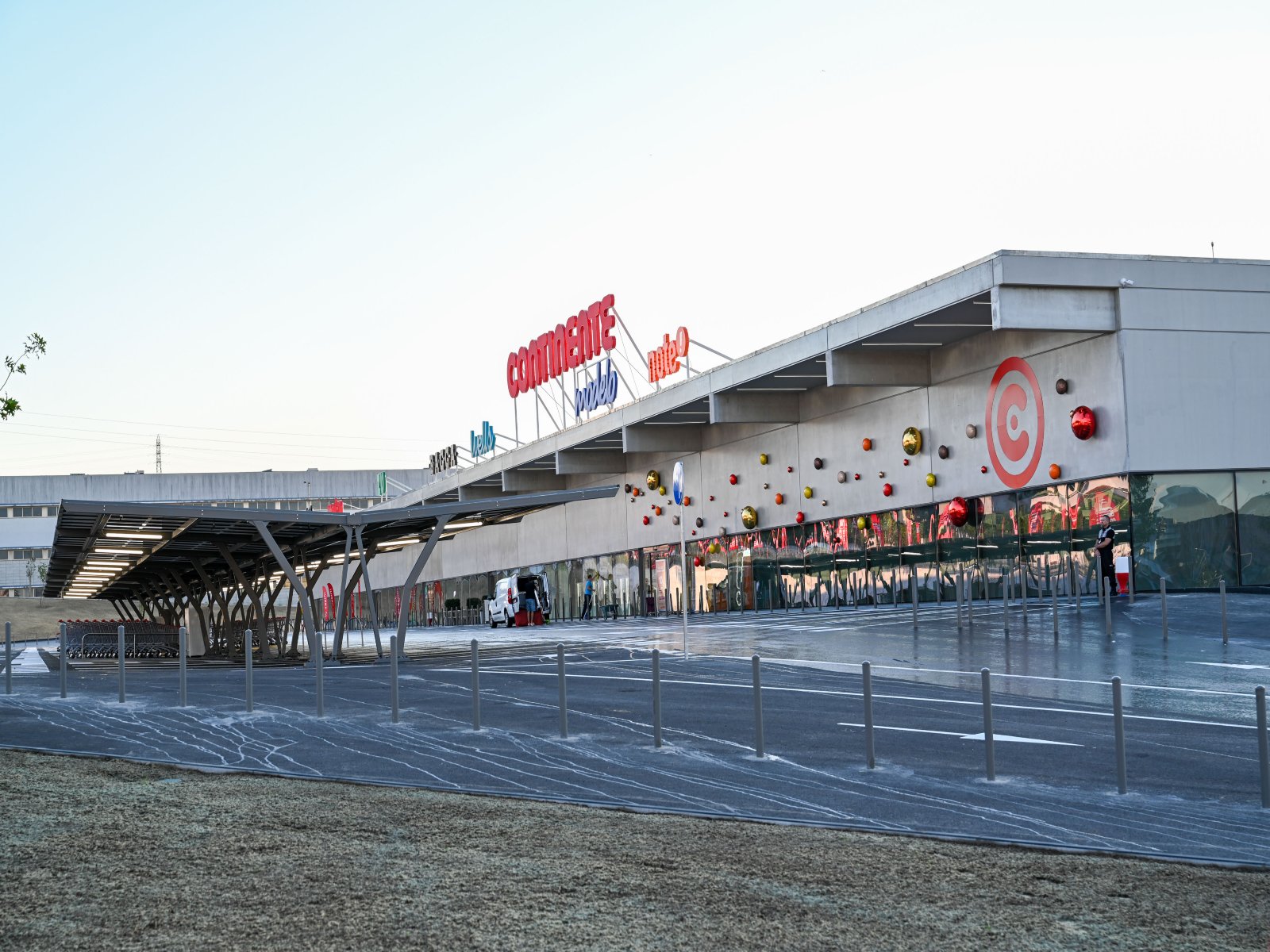 Continente Modelo | Lojas