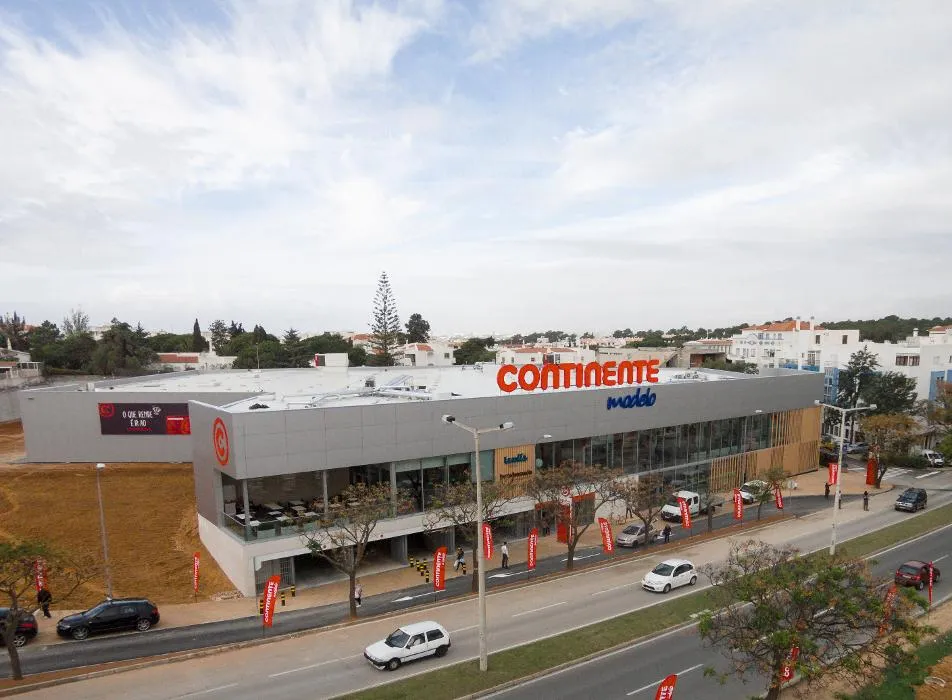 Loja Continente Modelo Quarteira | Continente